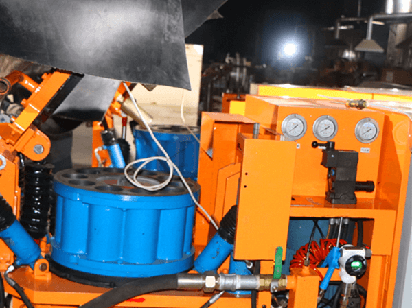 rotary machine for pea gravel backfilling